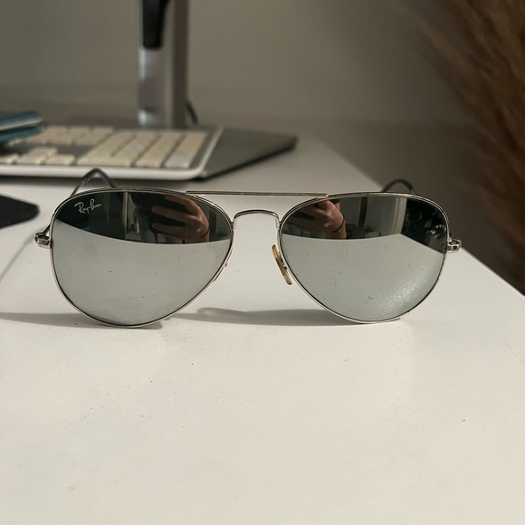 Ray-Ban | Accessories | Authentic Ray Ban Aviators | Poshmark